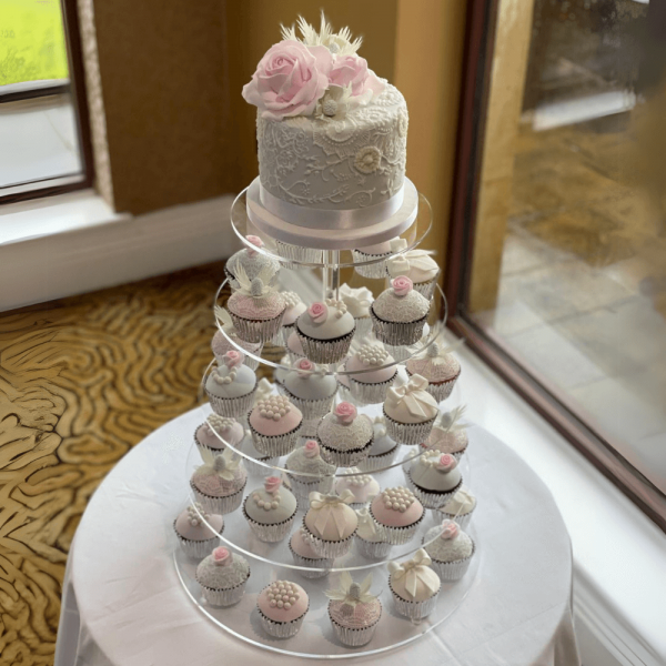 VINTAGE TOWER | Wedding, Birthday & Party Cakes